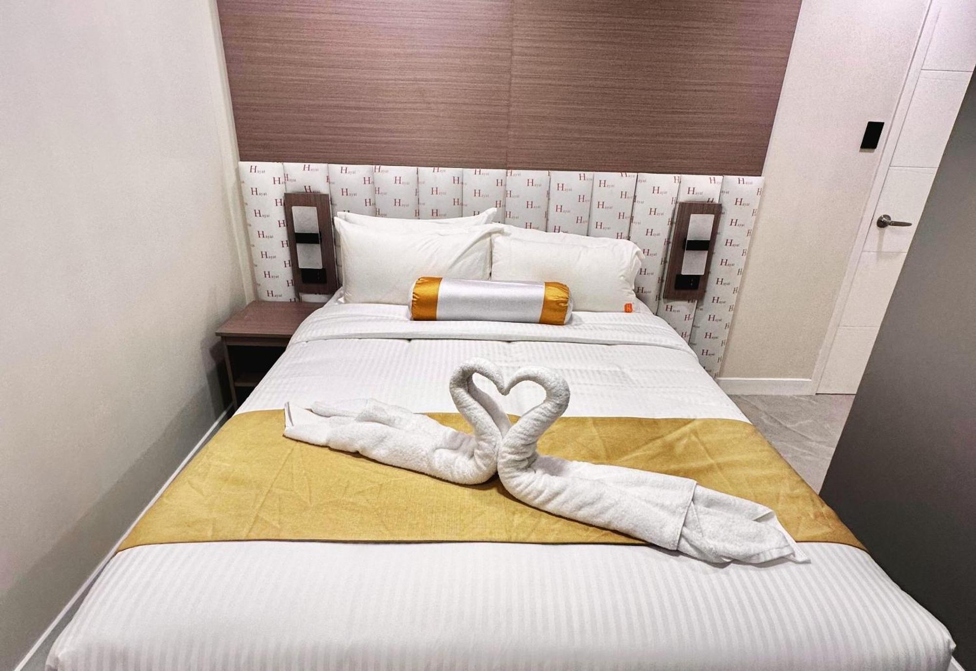 HOTEL HAYAT SKY TOWERS, CEBU